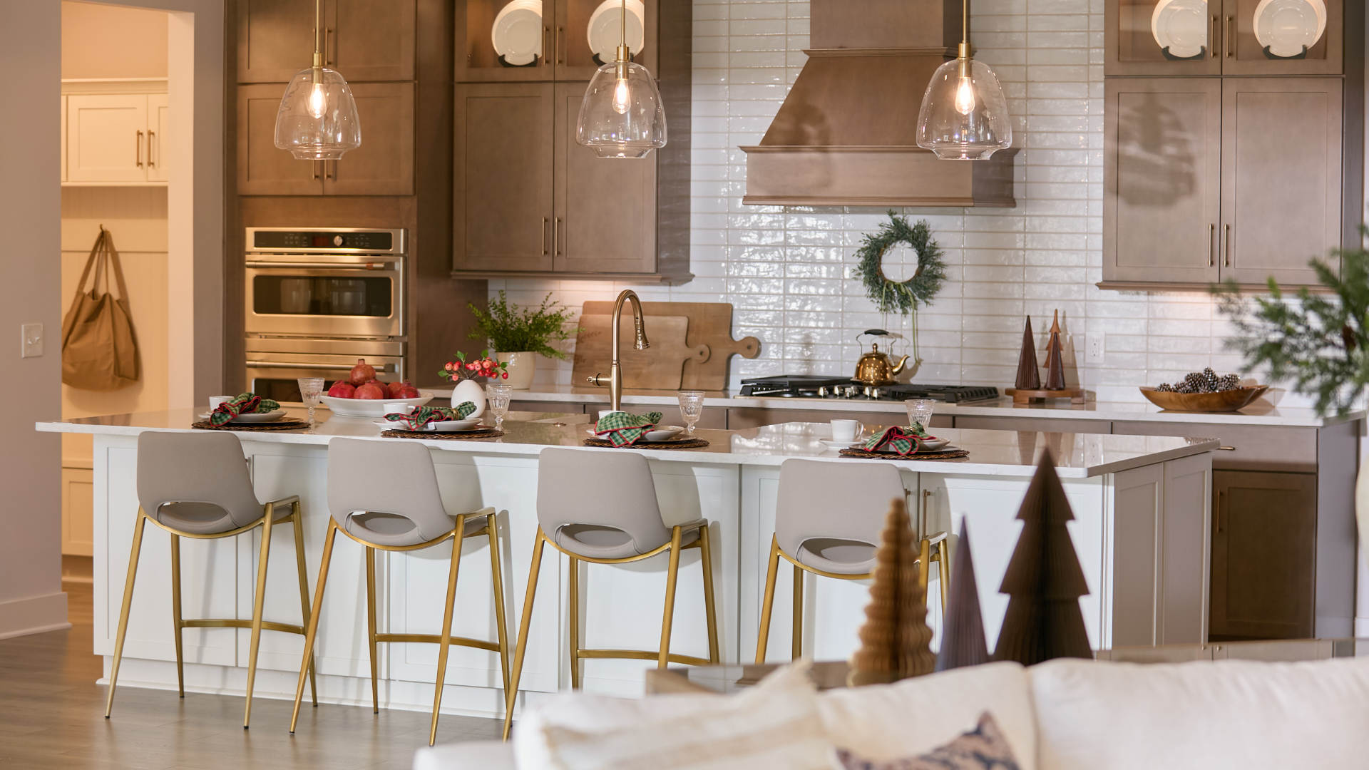 Luxury Living in Zionsville, IN | The Courtyards of Russell Oaks